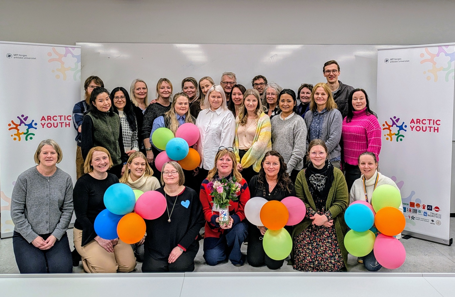 Et nytt forskningssenter for barn og unge i Arktis - NAPHA Nasjonalt kompetansesenter for ...