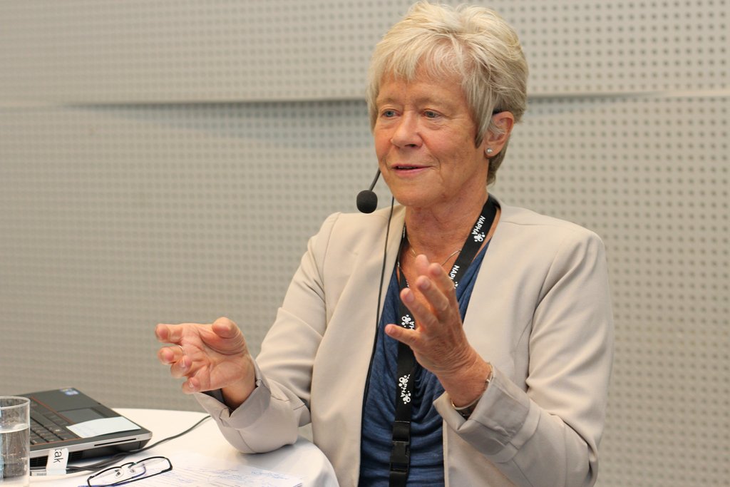 -Aktiv forskning kan endre tjenestene - NAPHA Nasjonalt kompetansesenter for psykisk helsearbeid